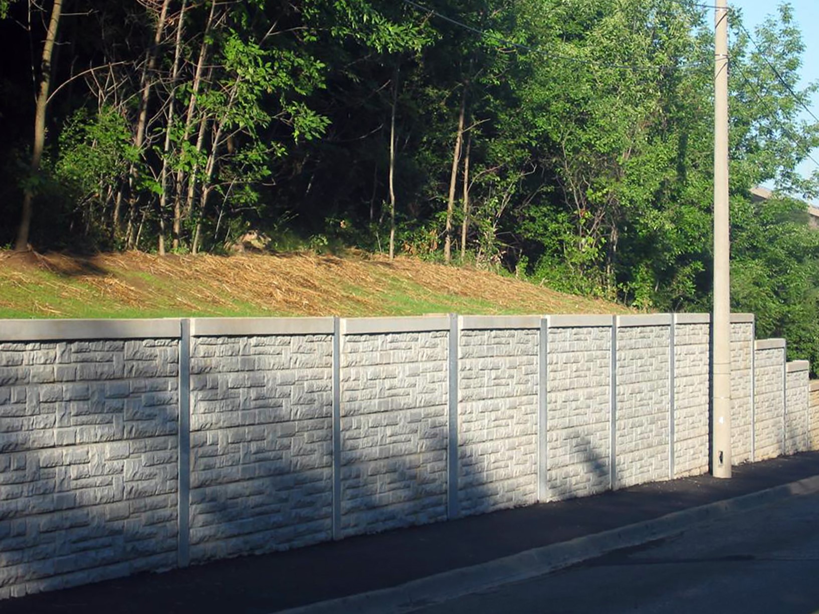 Durisol Narrow Footprint Retaining Wall System